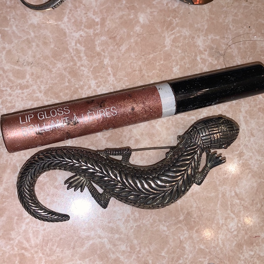 Big Lizard Pin - Gem